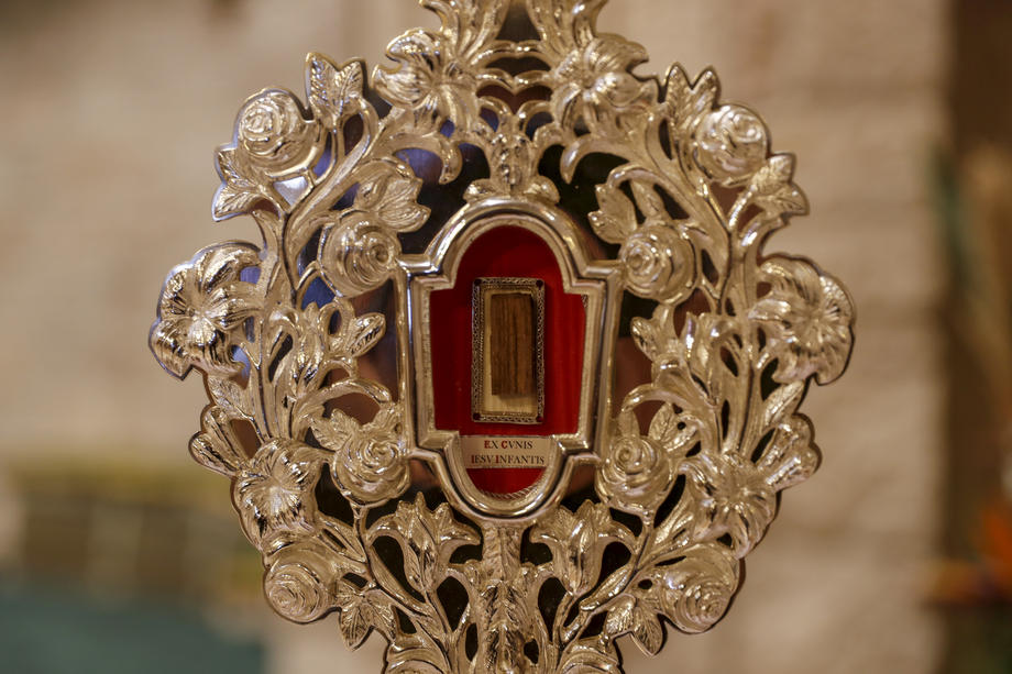 Photo Story: Relic of the Holy Crib of the Child Jesus in Jerusalem ...