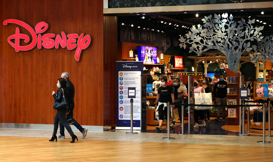 Photo Story: Disney to close all stores in Italy