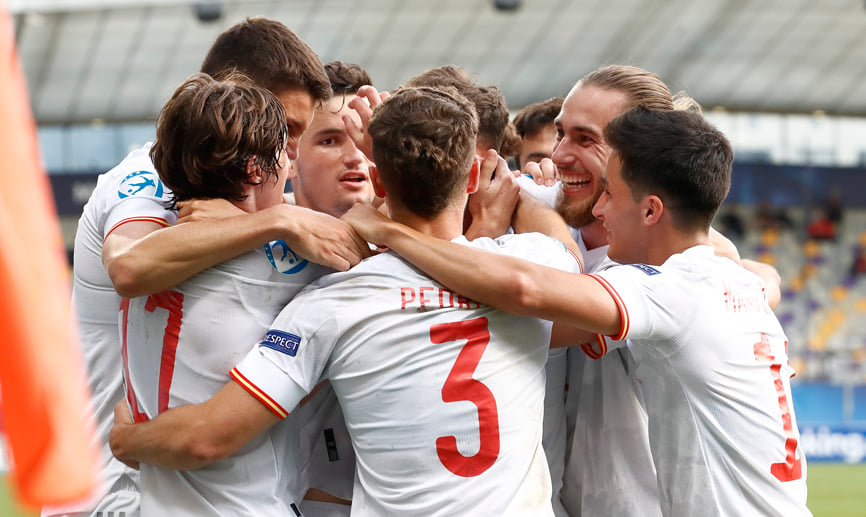 Spain coach De La Fuente surprised by sudden promotion