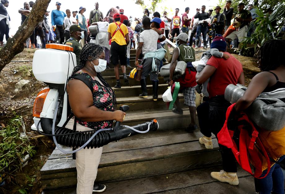 Photo Story – Haitian migrants continue their journey to reach the ...