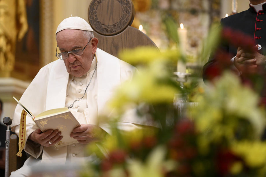 Pope Francis had CT scan during hospital check-up