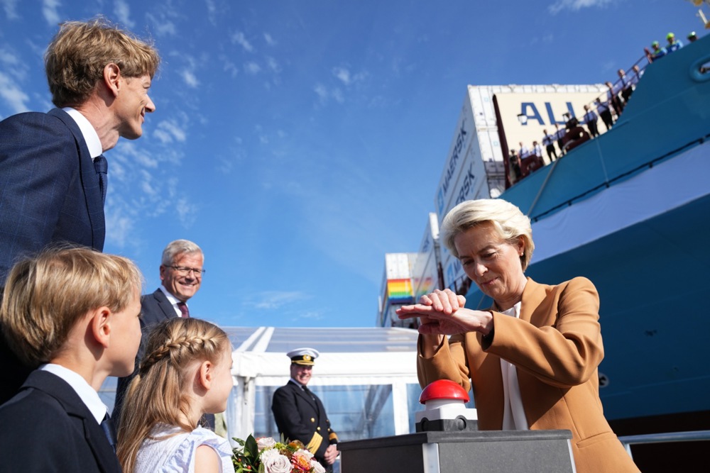 Photo Story: World’s first methanol-enabled container vessel name ...