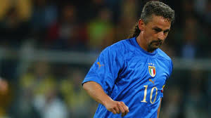 Roberto Baggio injured in armed robbery