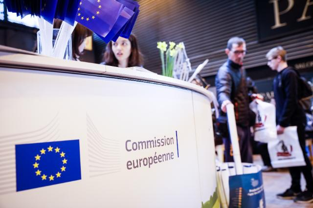 EU Commission reshuffles top jobs