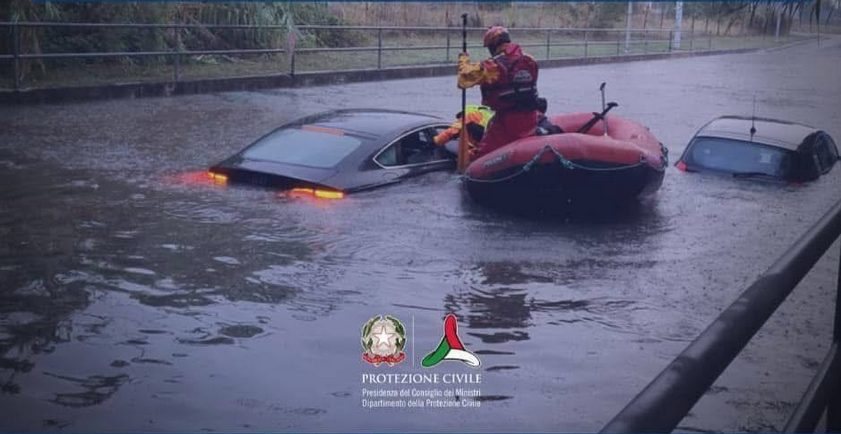 Autumn Storm Batters Italy: Floods, Landslides and Hundreds of Rescues